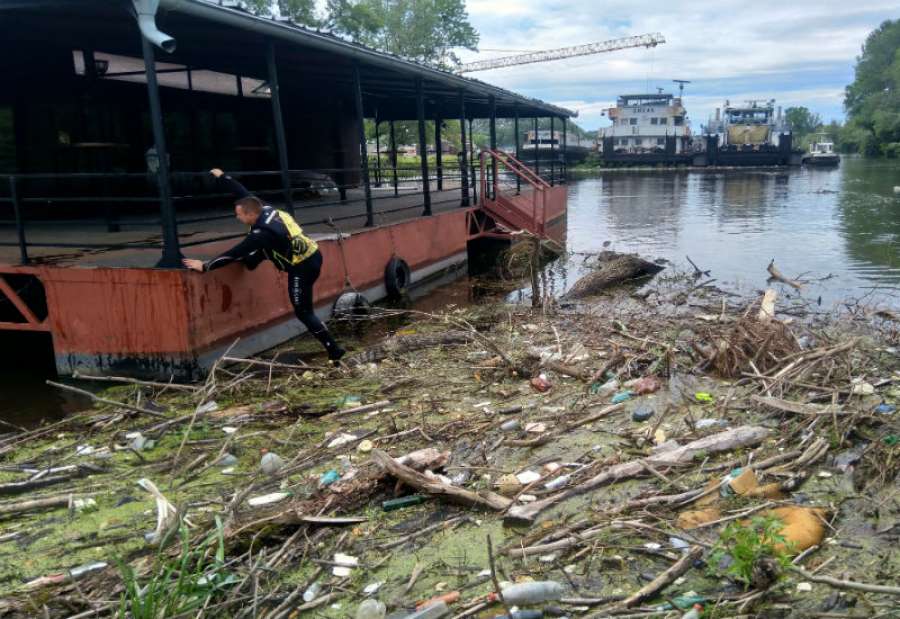 Turistička organizacija Pančevo u akciji čišćenja reke Tamiš